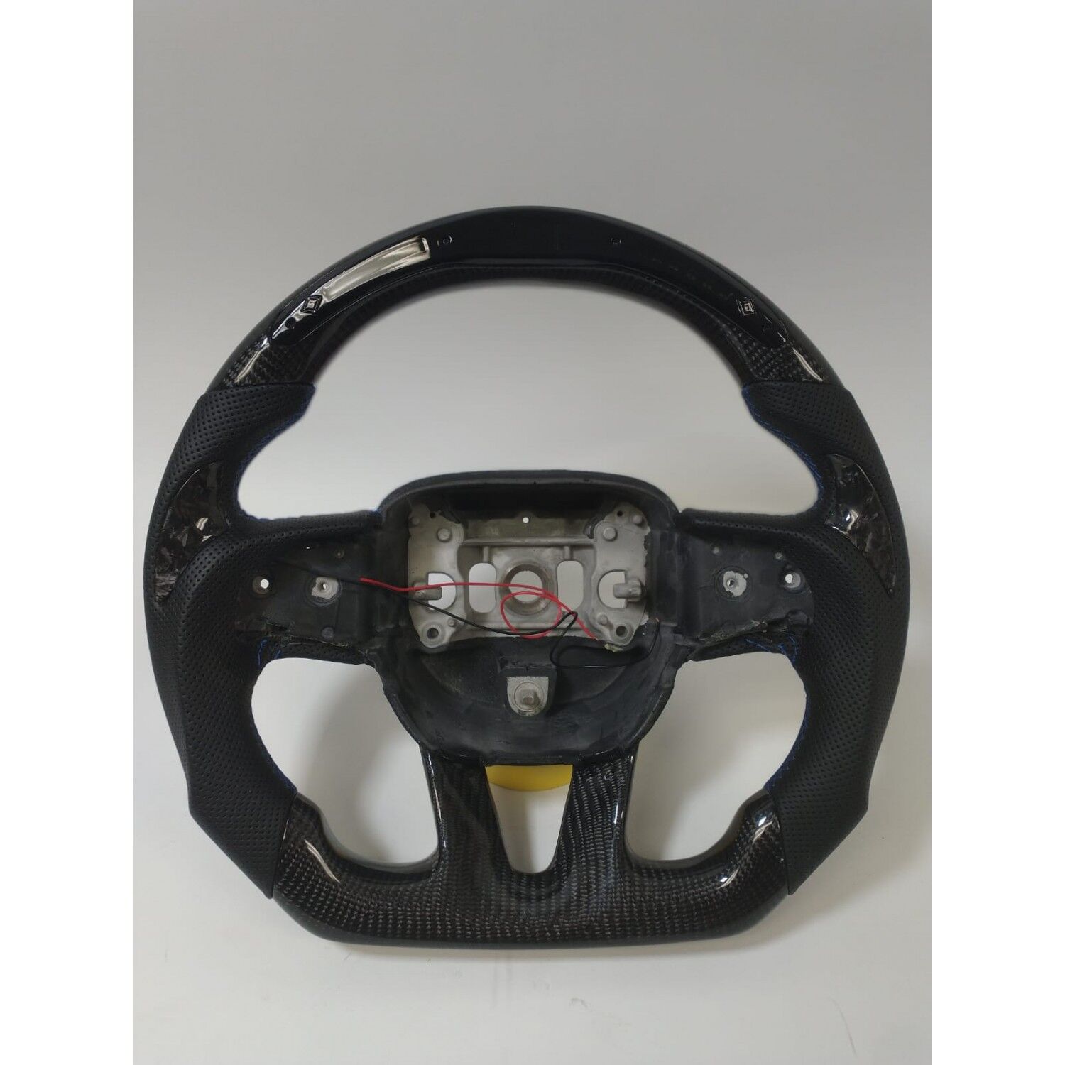 Vicrez Custom Steering Wheel vz105188 | Jeep Trackhawk 2015-2023