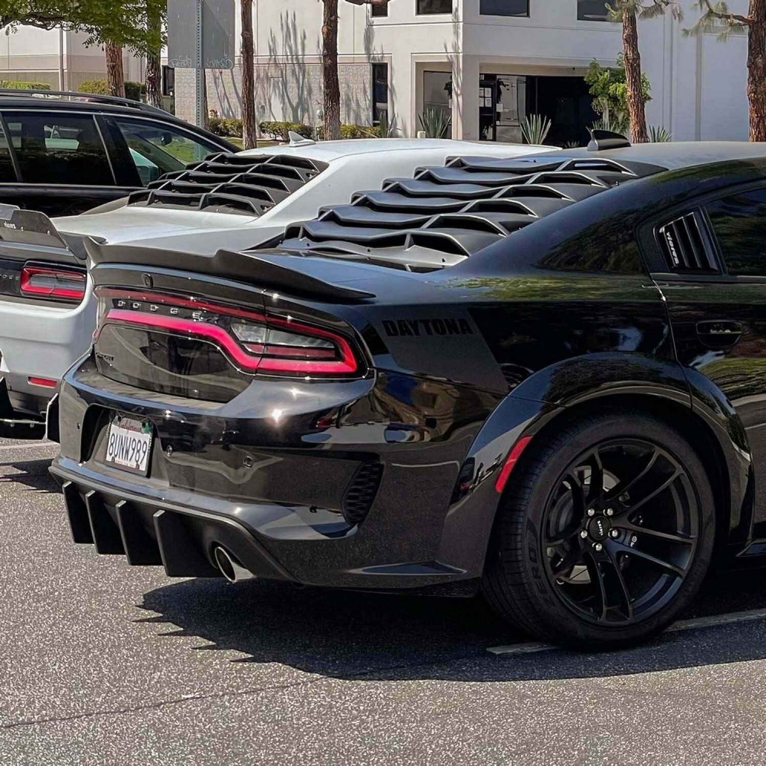 Vicrez LV Style Rear Window Louvers vz101677 | Dodge Charger 2011-2023