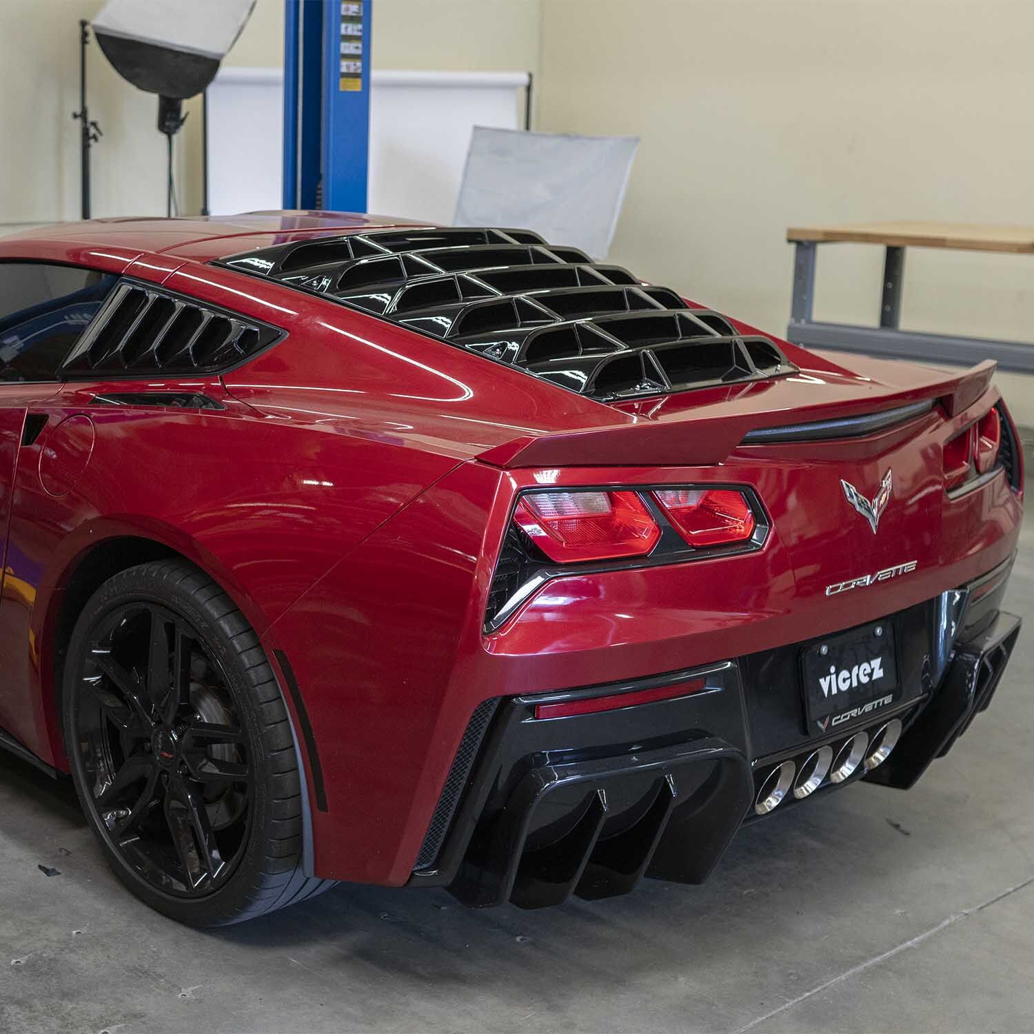 Vicrez LV Style Rear Window Louvers vz102121 | Chevrolet Corvette C7 ...
