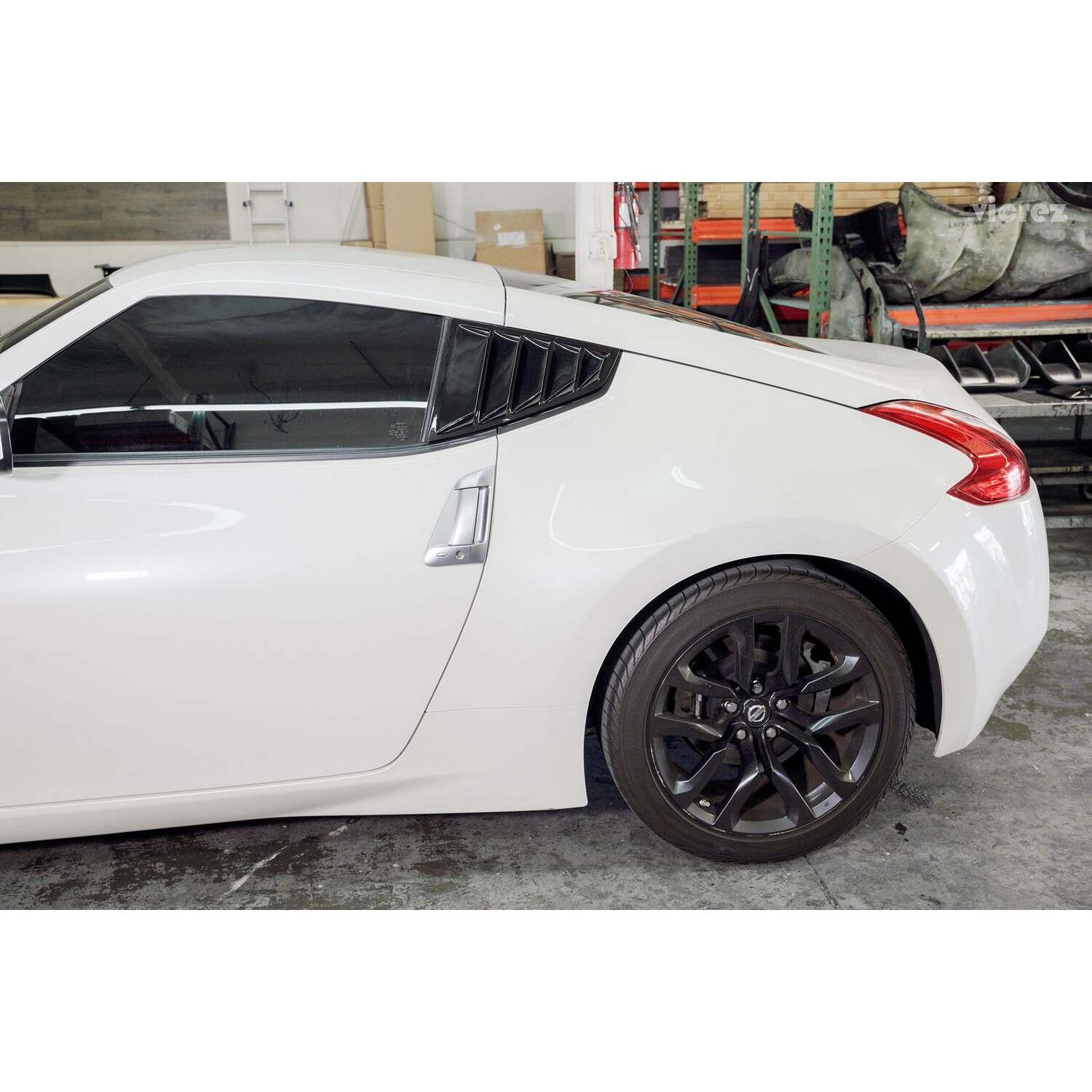 Vicrez LV Style Quarter Window Louvers vz100940 | Nissan 370z 2009-2020