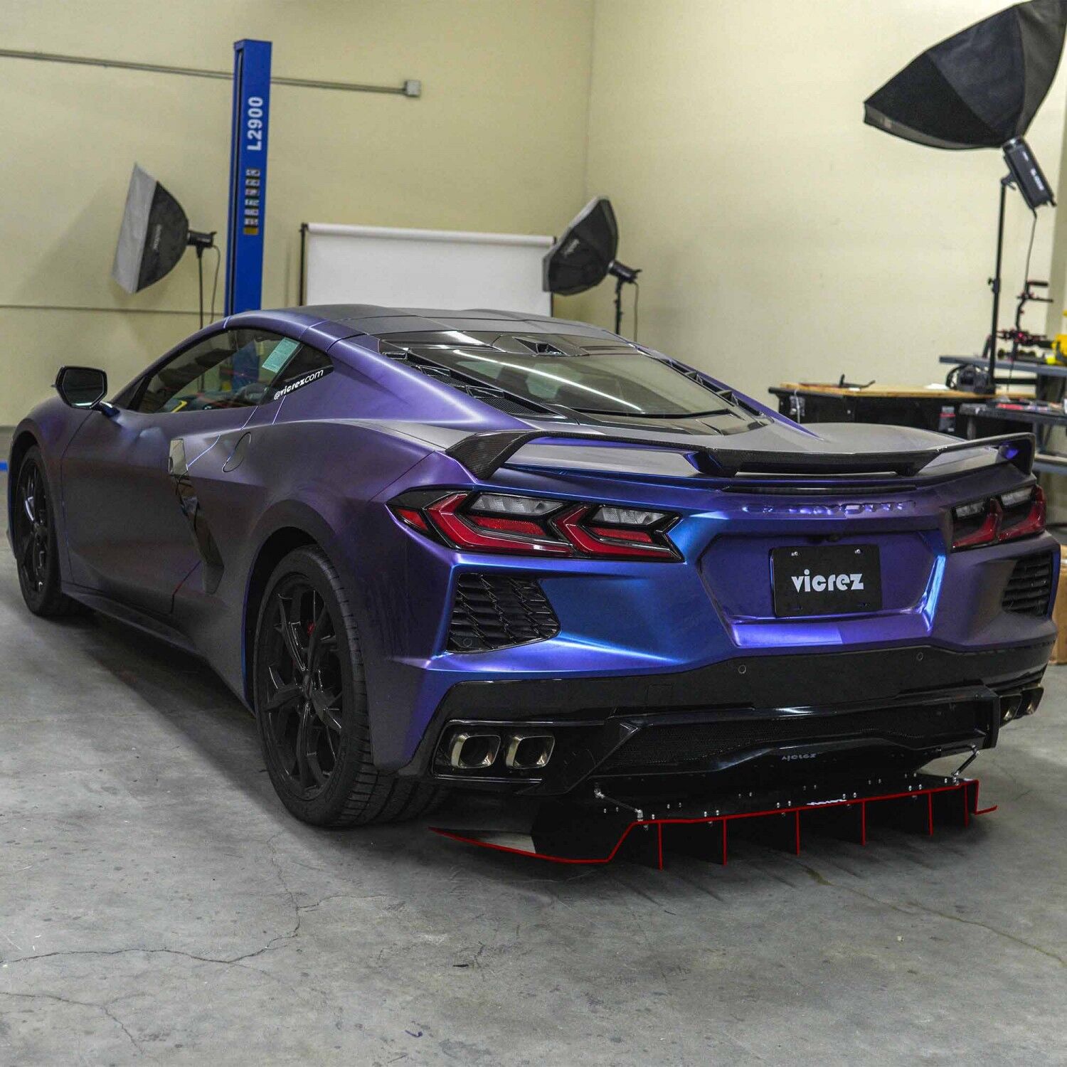 Vicrez R1 Rear Diffuser vz102106 | Chevrolet Corvette C8 2020-2025